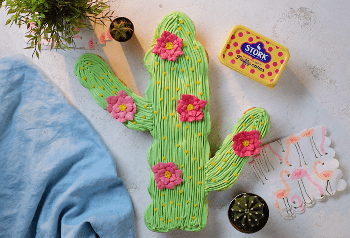 Pull-Apart Cactus Cake | Bake With Stork