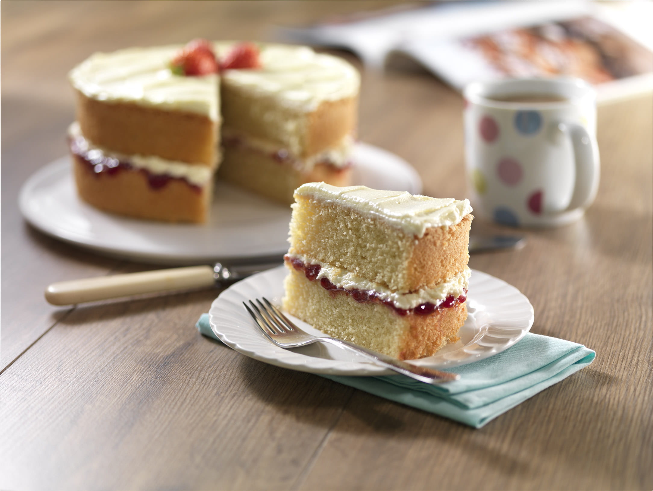 Victoria Sponge Cake | Bake With Stork