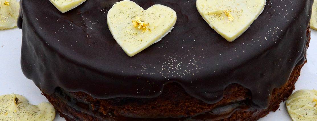 We love chocolate cake | Bake With Stork