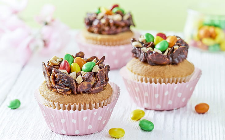 Easter Nest Honey and Nut Easter Cupcakes | Bake With Stork